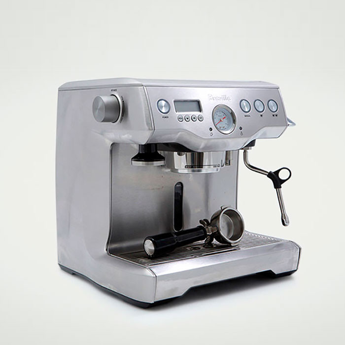 Breville Dual Boiler Review: An Almost Perfect Espresso
